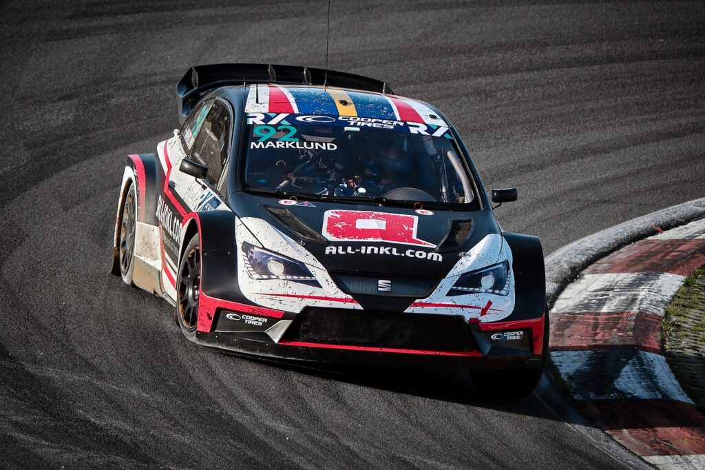 5 raisons d'opter pour le marquage magnétique pour votre véhicule